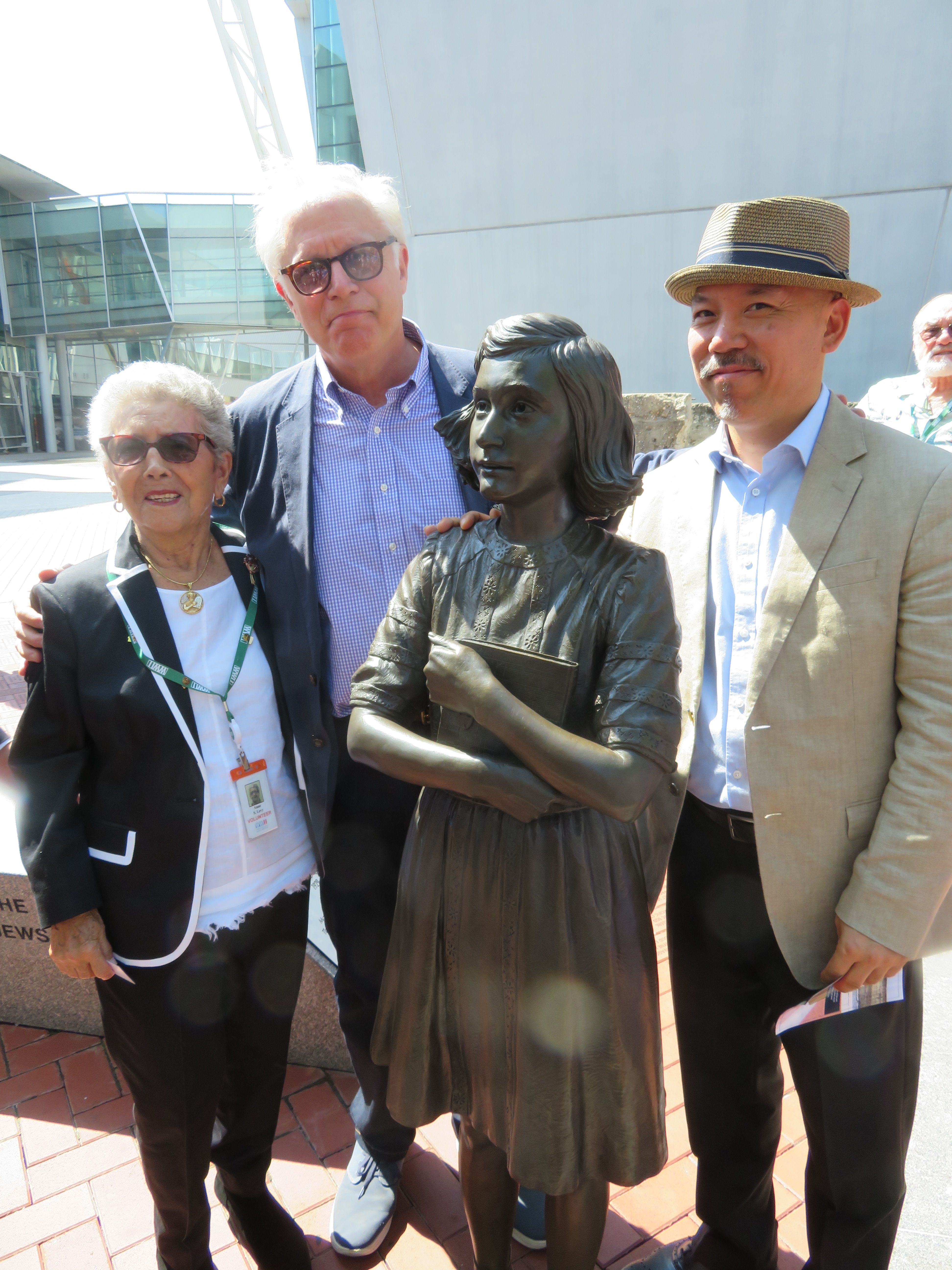 Anne Frank sculpture installed at Founders Plaza of WW2 Museum ...