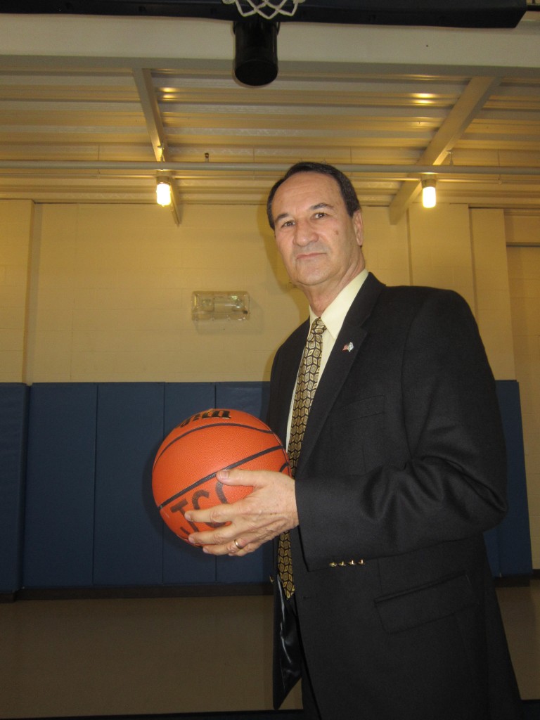 'Mr. Basketball' puts Israel on the map - Crescent City Jewish News ...