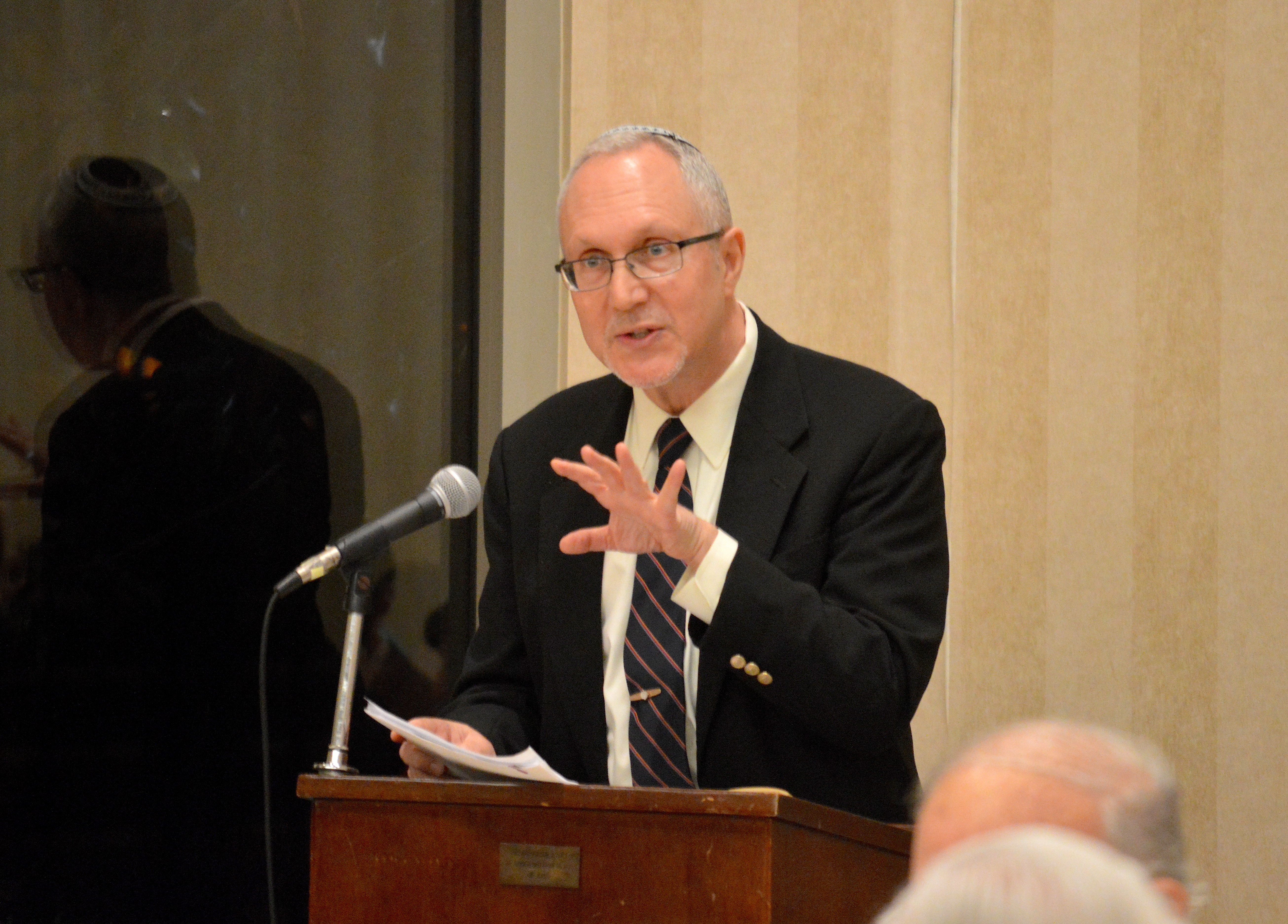 Dansker's program looks for Kern's 'Silver Lining' - Crescent City ...