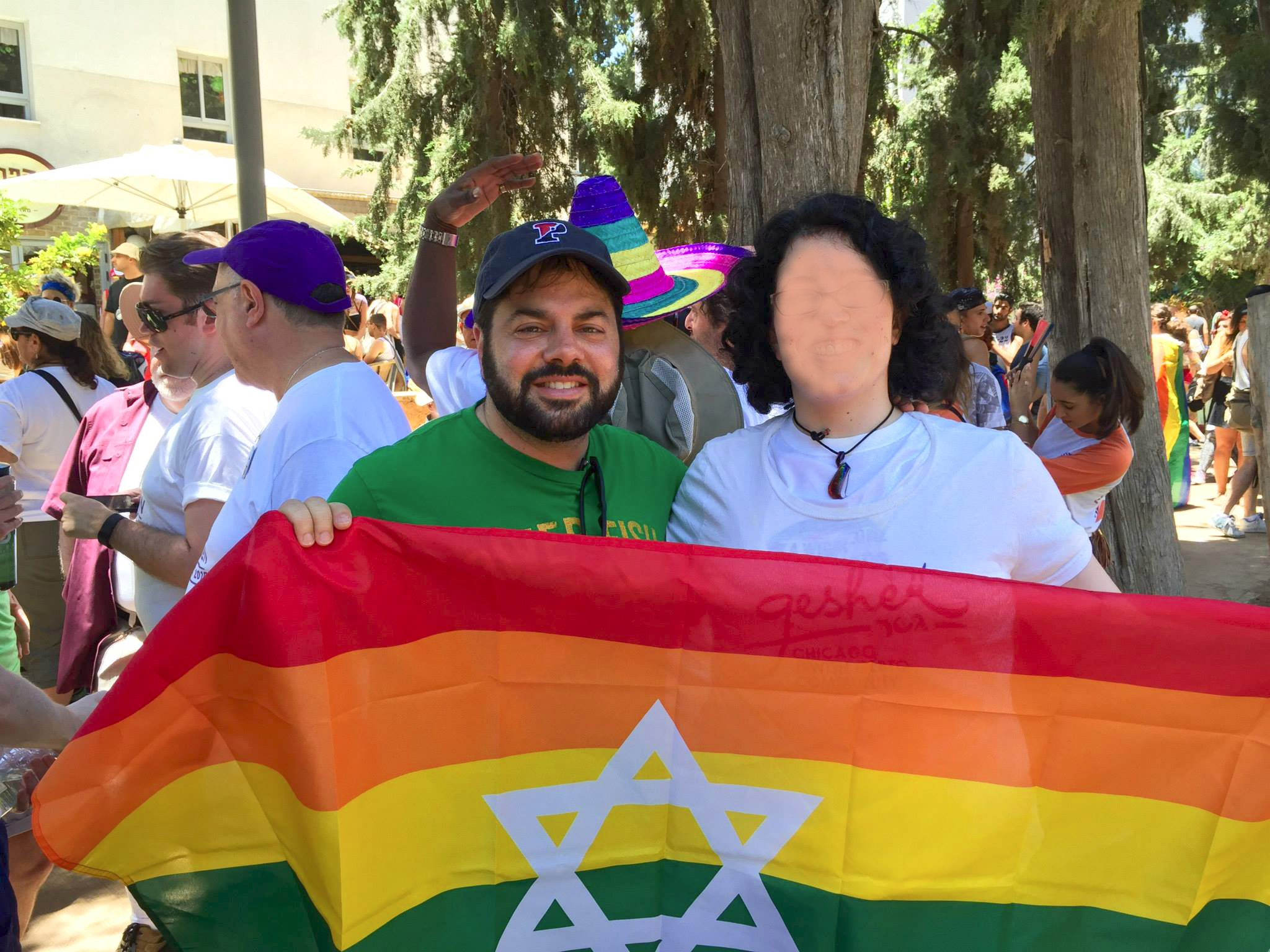 UPDATE: Chicago LGBT march expels 3 Jews carrying rainbow flags with ...