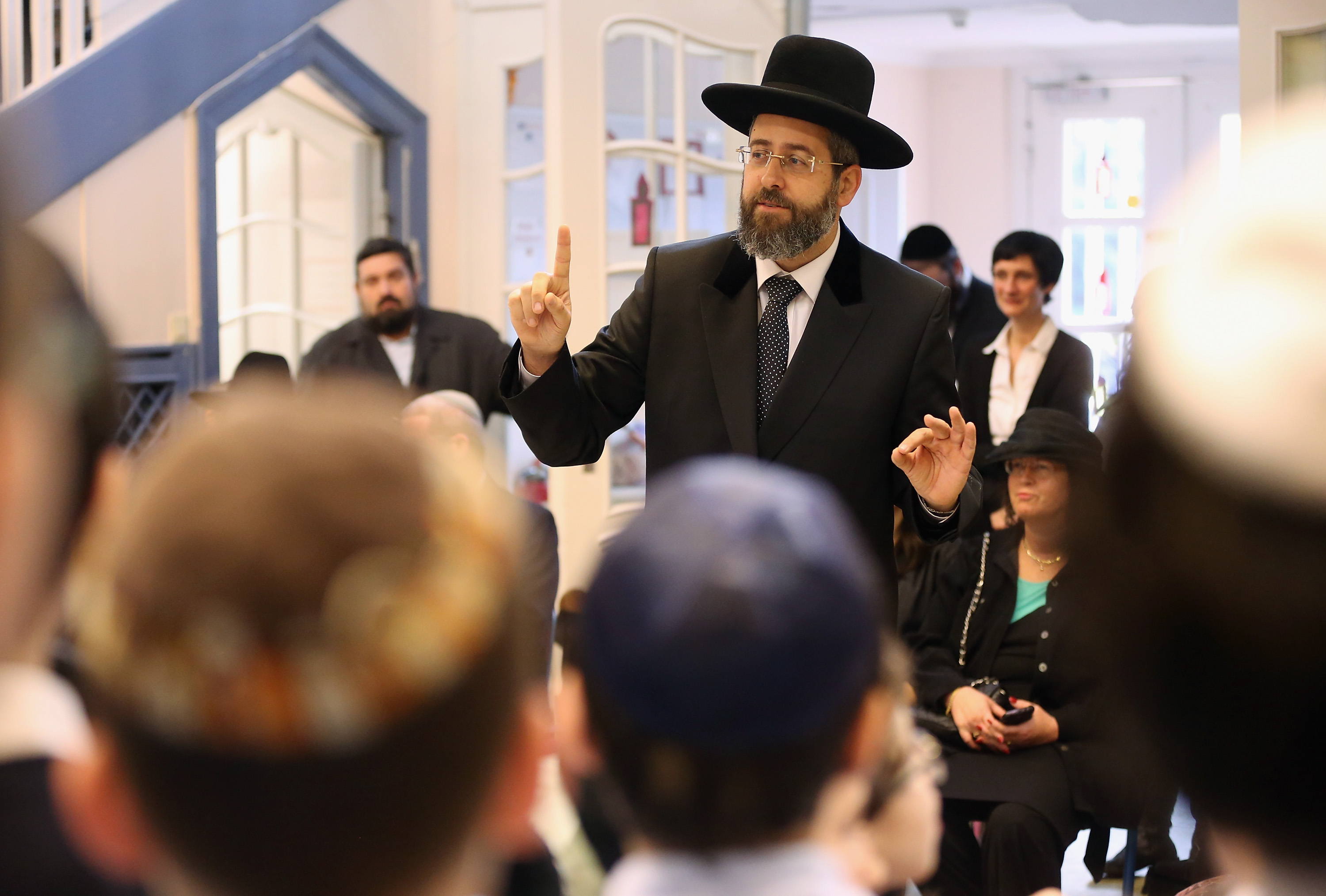 Chief Rabbinate says list of rabbis is not a blacklist - Crescent City ...