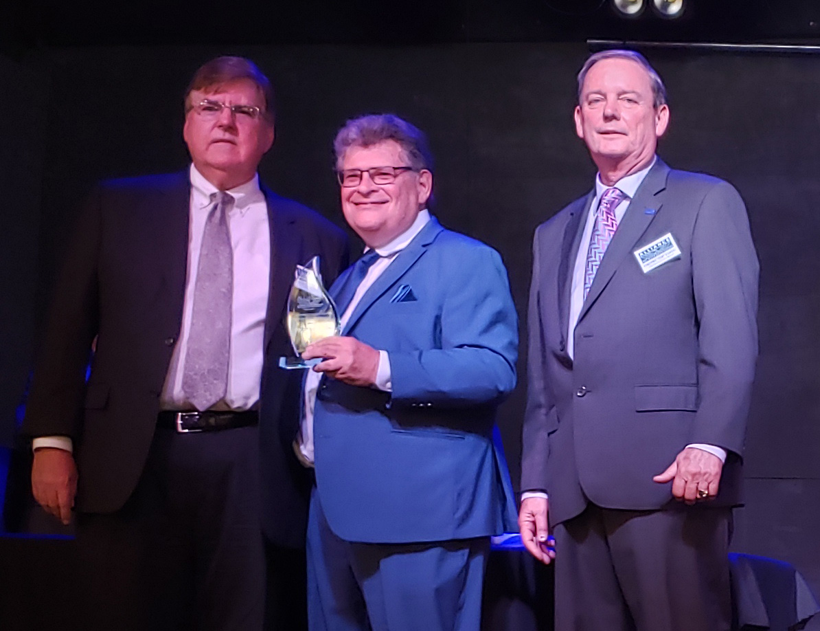 Dr. Richard Willner receives top award from Alliance for Good Govt ...