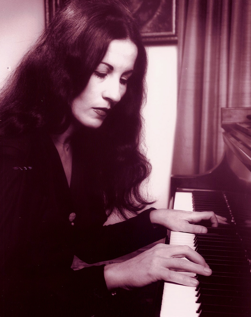 Acclaimed playwright, pianist Israela Margalit presents emotional ...