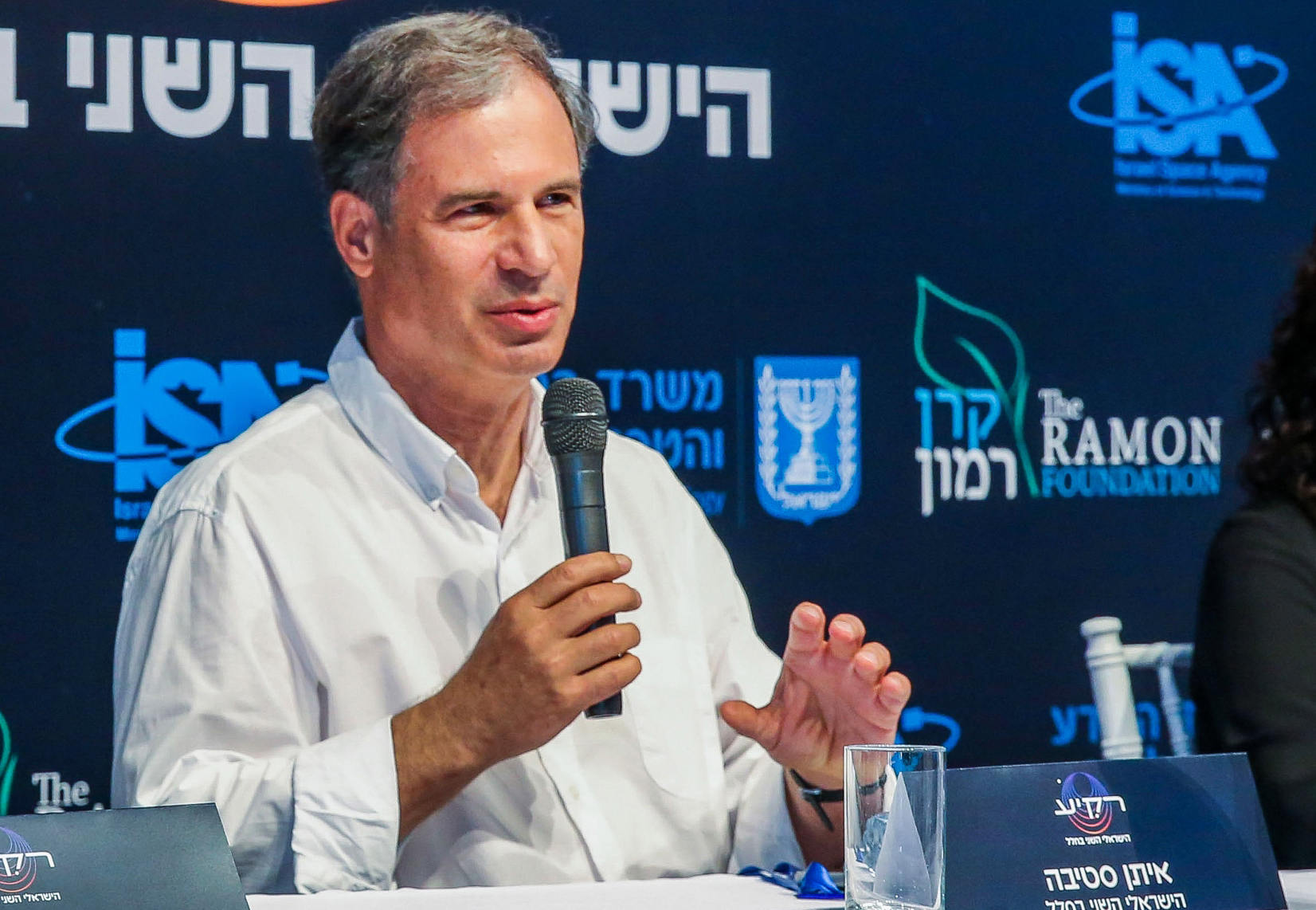 An Israeli astronaut is bringing matzah to the International Space ...