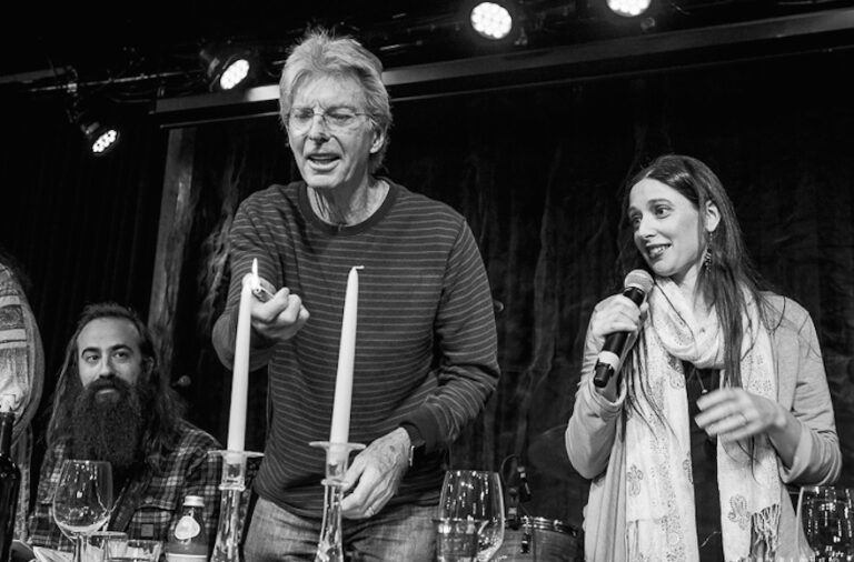 Phil Lesh, Grateful Dead bassist who hosted musical Passover seders ...